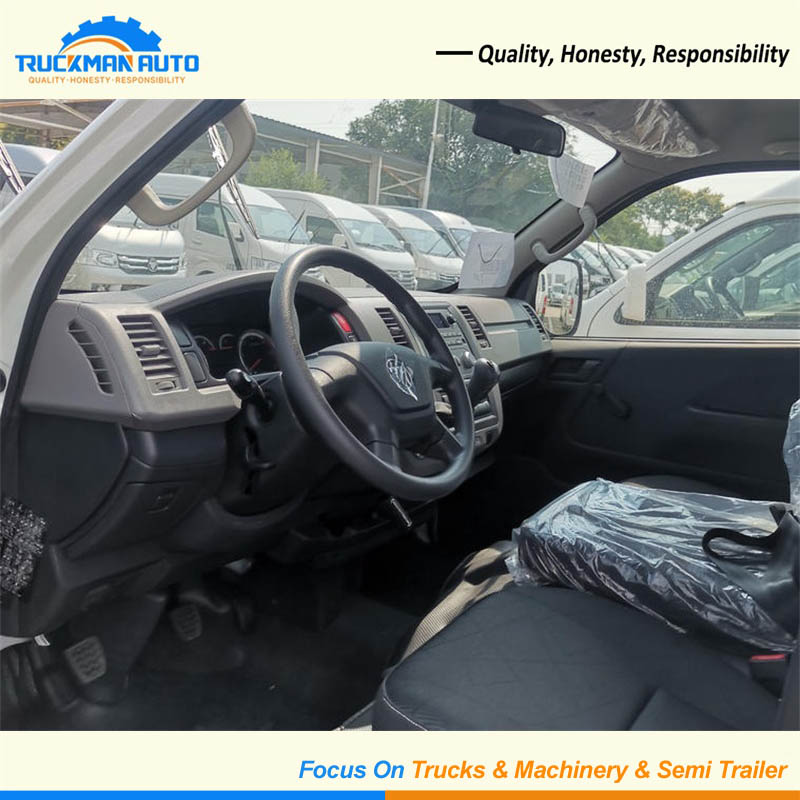 FOTON View G7 C2 4x2 Diesel Engine Cargo Van Bus For Congo