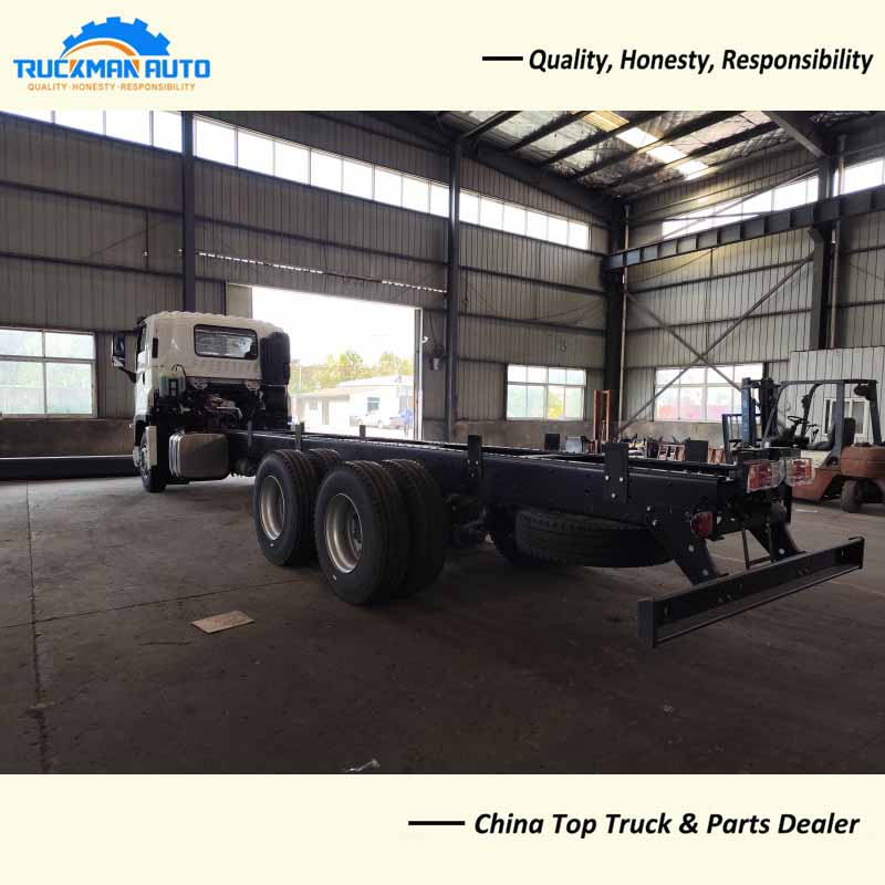 350HP ISUZU 6x4 Cargo Truck Chassis For Mauritania