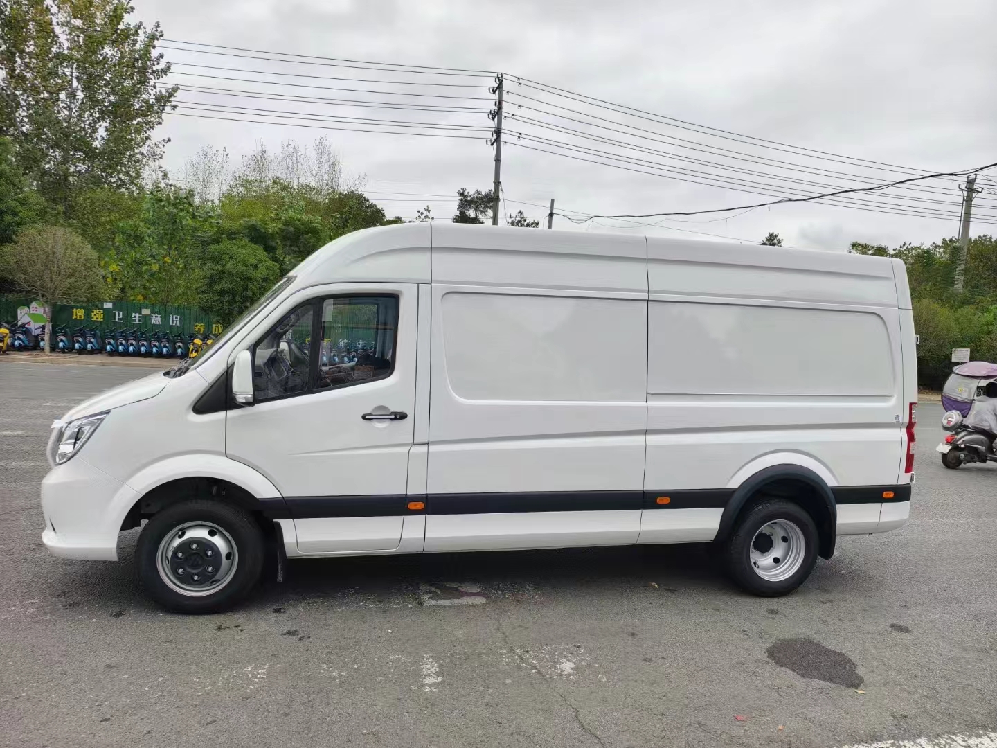 FOTON TOANO 4X2 18 Seats Van Travel Bus For Honduras